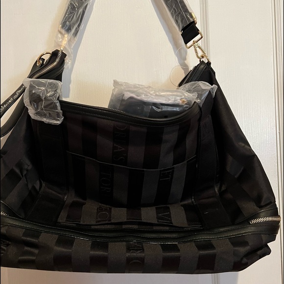 Victoria's Secret | Accessories | Vs 6 Piece Getaway Carryon Suitcase ...